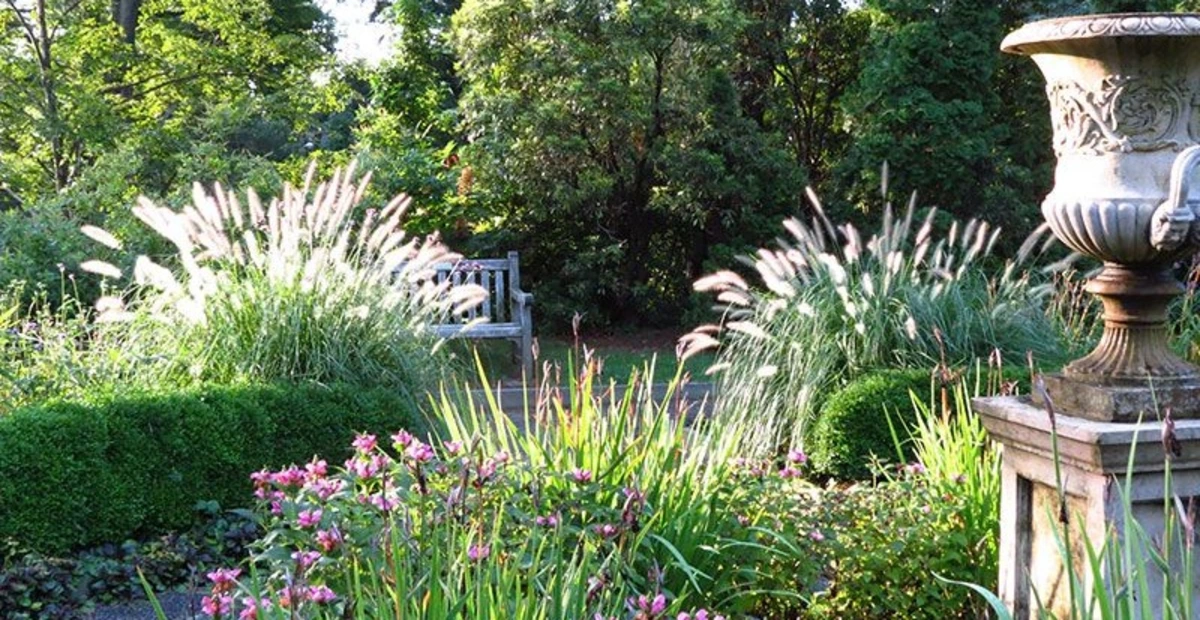 Van Vleck Garden Event | MIT Alumni Association